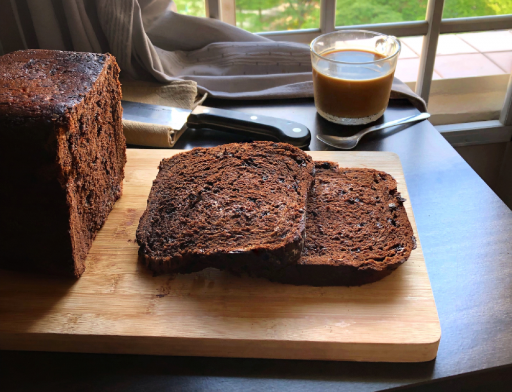 Devil's Chocolate Bread Recipe - Baking Made Simple by Bakeomaniac