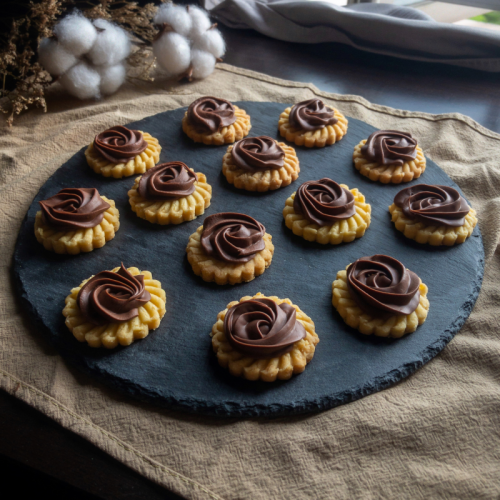 Nutella Tarts Recipe - Baking Made Simple by Bakeomaniac