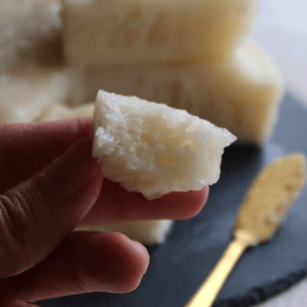 White Sugar Sponge Cake Recipe - Baking Made Simple with Bakeomaniac