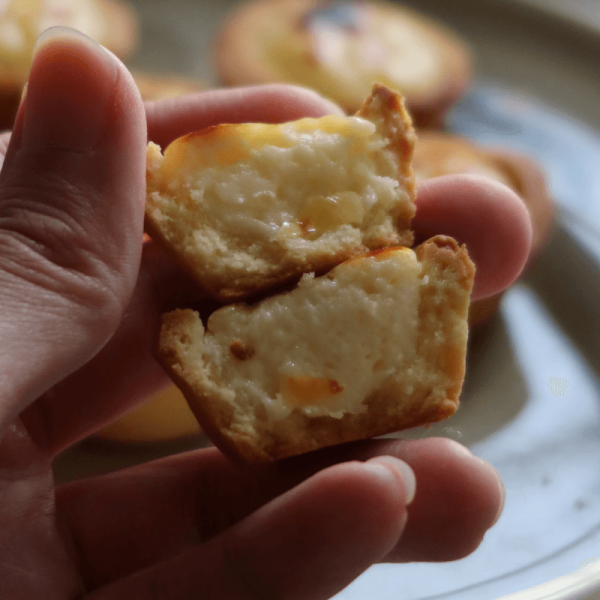 Mini Baked Cheese Tarts Recipe - Baking Made Simple by Bakeomaniac
